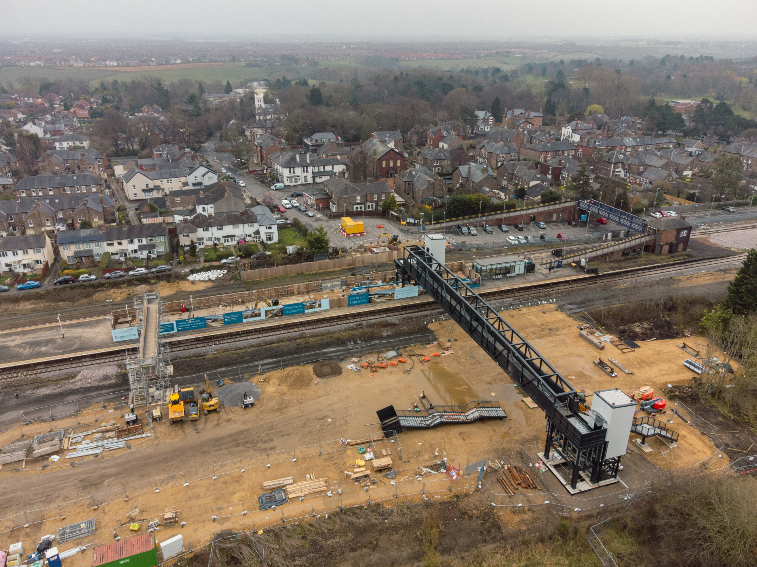 New 92-Tonne Bridge Lifted Into Place At Eaglescliffe Station - Tees Valley